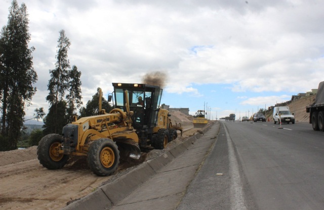 Ampliación a 6 carriles del tramo Yambo – Ambato – Ministerio de ...